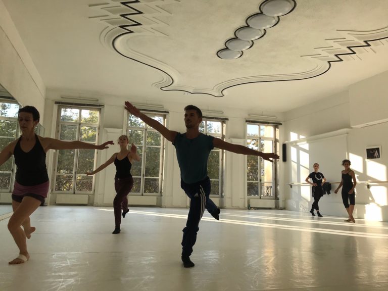 MERCE CUNNINGHAM TECHNIQUE® — École de danse classique, contemporaine ...